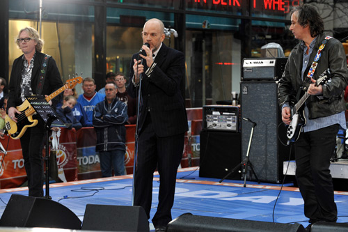 i’m off to see R.E.M. – PopBytes